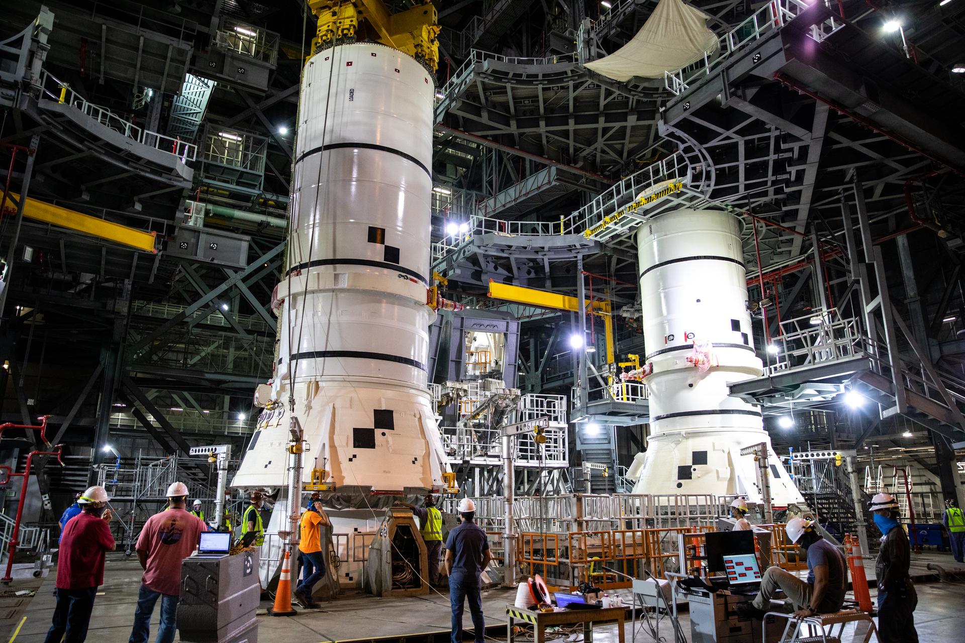 NASA moves to enforce early switch to EUS for SLS : SpaceLaunchSystem